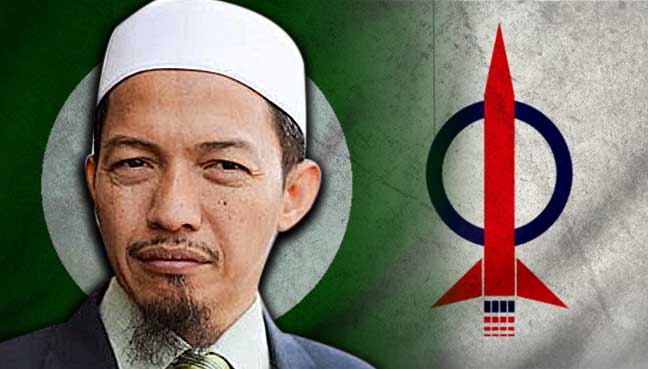Nik Abduh: PAS will not negotiate with DAP | Free Malaysia Today (FMT)