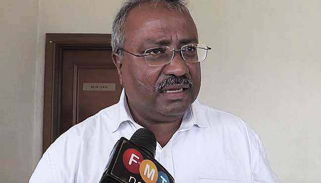 Skim forex: Tahanan Poca dibebaskan selepas 59 hari | Free Malaysia ...