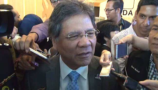 Isu FGV: Selepas SPRM, Idris Jala ke ibu pejabat Felda | Free Malaysia ...