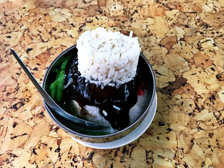 Malaysia’s pride: Chilled, sweet, mouthwatering Cendol | Free Malaysia ...