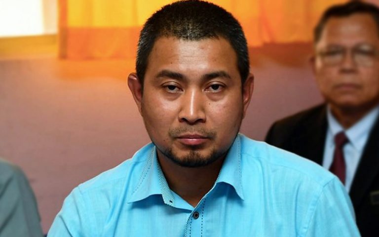 Malaysians Must Know the TRUTH: Bekas MB Johor sedia pertahan Bukit Kepong