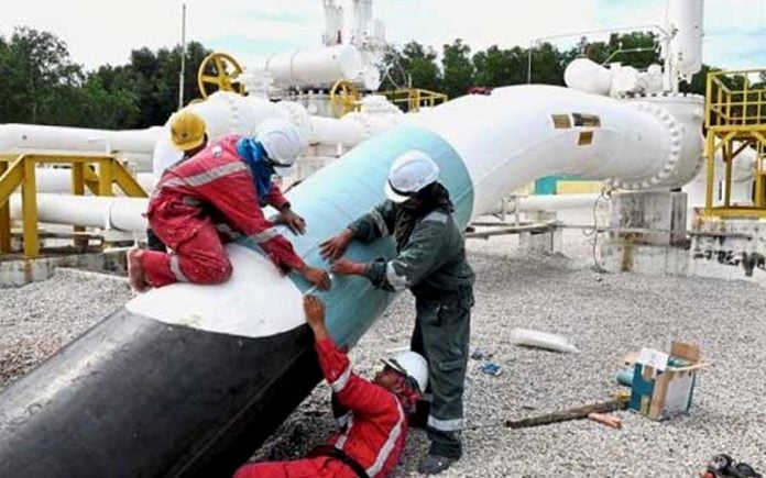 Malaysians Must Know the TRUTH: Petronas says fire at Sabah-Sarawak ...