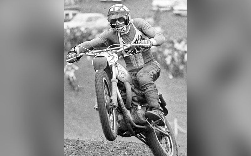 Former British motocross champ helps Sabah family lacking internet ...