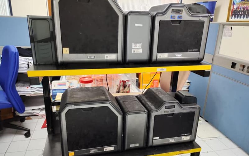 JPJ counter service system ‘ancient’, says Wee | Free Malaysia Today (FMT)