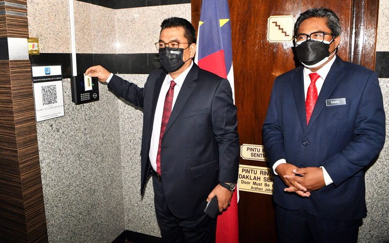 Sulaiman to focus on implementing BN manifesto | Free Malaysia Today (FMT)