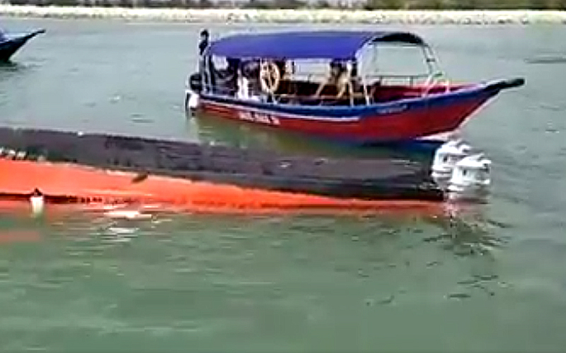 Bot pelancong, nelayan bertembung, 10 cedera | Free Malaysia Today (FMT)