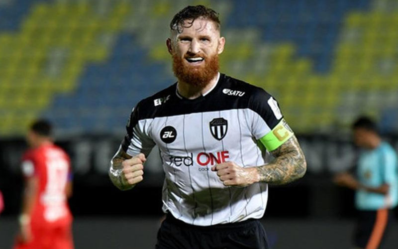 Lee Tuck, Aguero can be registered as local players, says MFL | Free ...