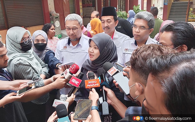 Isu bebanan kerja guru akan dikaji MPPK, kata menteri | Free Malaysia ...